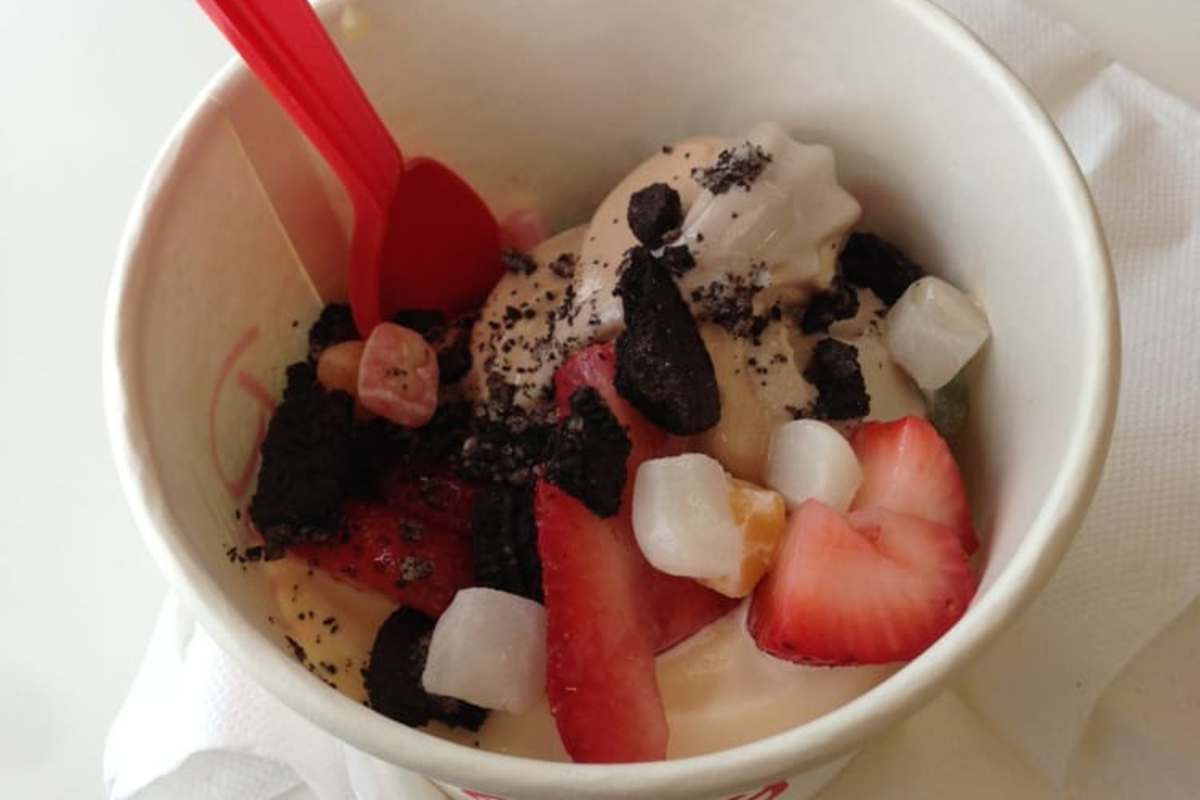Redberry: Frozen Yogurt, Smoothies, & Bowls - Plainsboro Center, NJ ...