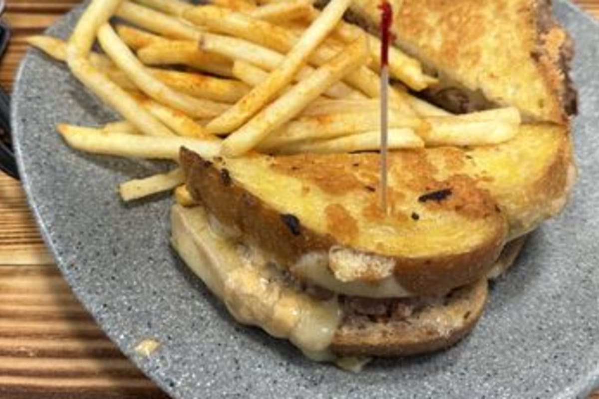 My Garage Kitchen - North Las Vegas, NV Restaurant | Menu + Delivery ...