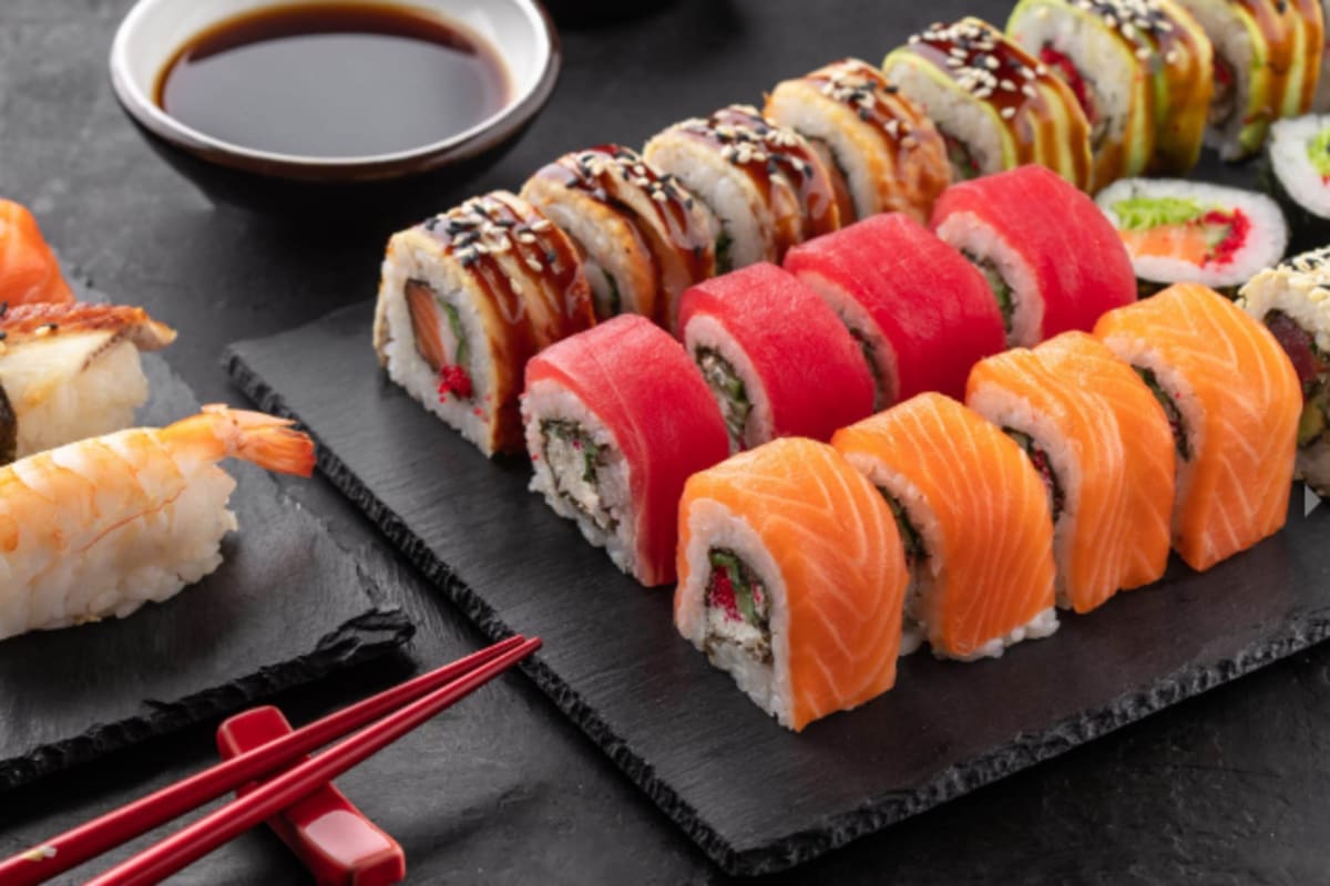 Mr Dragon Sushi & Chinese Eats Delivery Menu | Order Online | 3901 ...