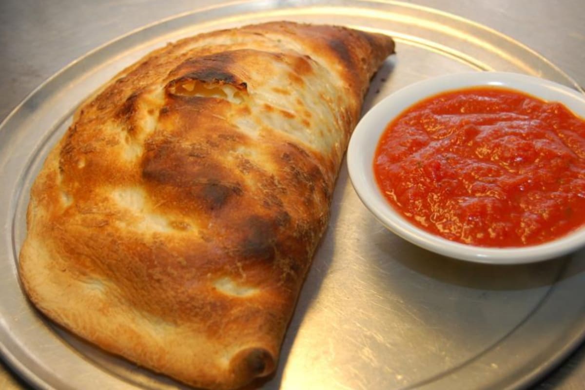 Julio's Famous Pizza Delivery Menu | Order Online | 538 Park Ave ...