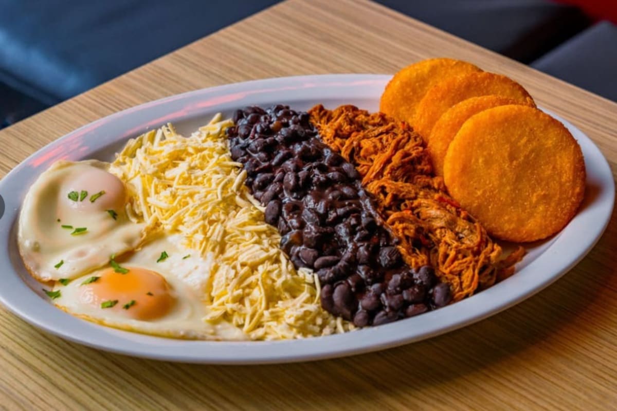 Arepa Burger Waterford Lake Delivery Menu | Order Online | 857 Woodbury ...