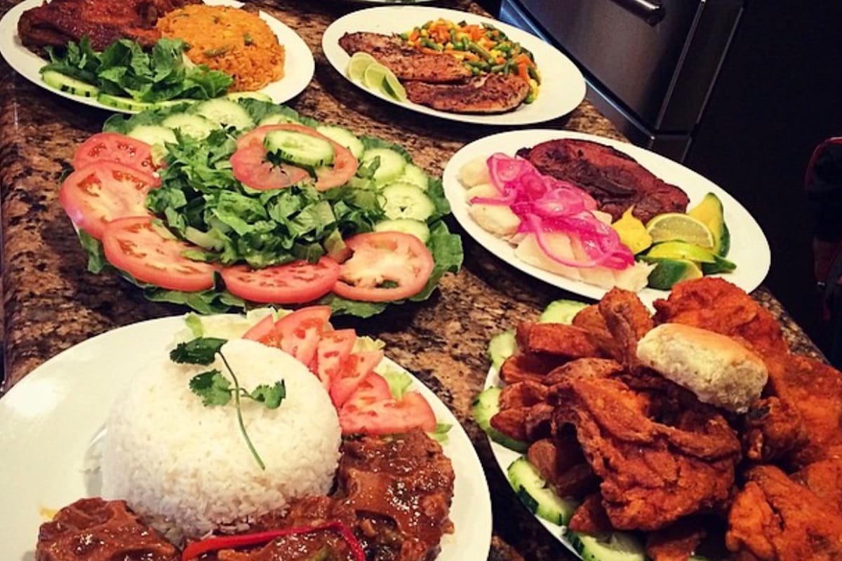 Estrella Fried Chicken Delivery Menu | Order Online | 123 Throop Ave ...
