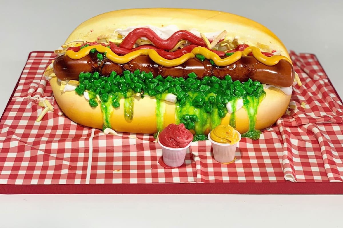 Lucila Cakes - Bird Road Delivery Menu | Order Online | 7455 SW 40th St ...