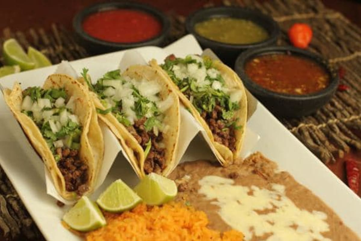 Las Lomas Mexican Grill Delivery Menu | Order Online | 800 E Altamonte ...