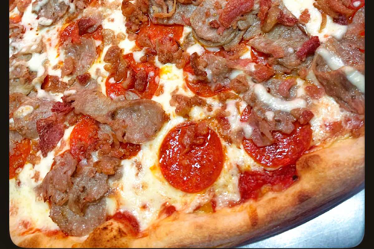 Famous Original Ray's Pizza - New York, NY Restaurant | Menu + Delivery ...