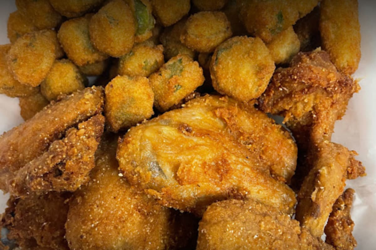 Snapper Conch N Wings Delivery Menu | Order Online | 4091 Redan Rd ...