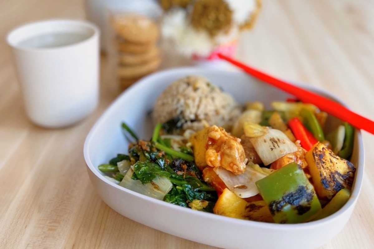 Mamahuhu Delivery Menu | Order Online | 3991 24th St San Francisco ...