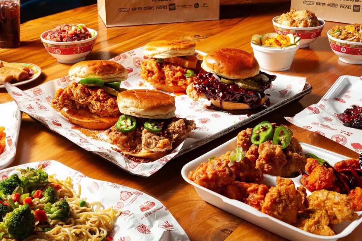 3 Little Pigs Chi (3LP) - Hyde Park Delivery Menu | Order Online | 1321 E 57th St Chicago | Grubhub