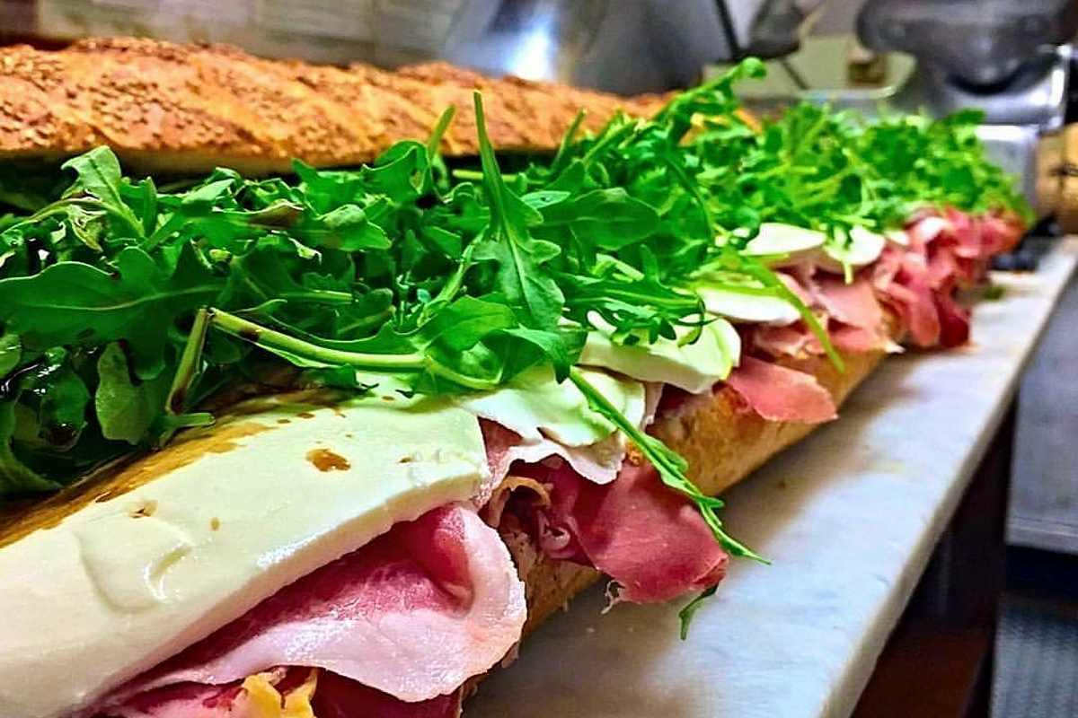 Lioni Italian Heroes - Brooklyn, NY Restaurant | Menu + Delivery | Seamless