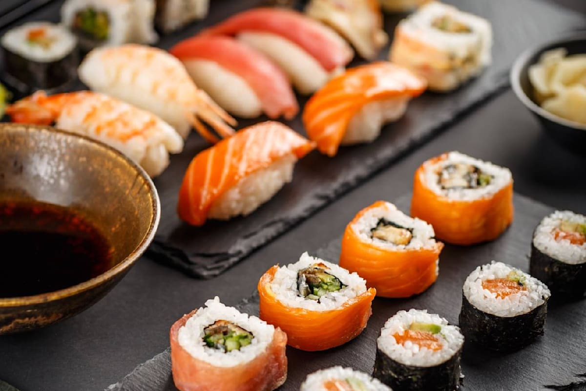 Hashi Sushi Delivery Menu | Order Online | 11 Forest St New Canaan ...