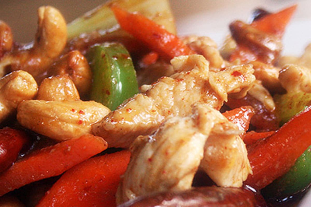 Pink Pepper Restaurant Delivery Menu | Order Online | 1638 N La Brea ...