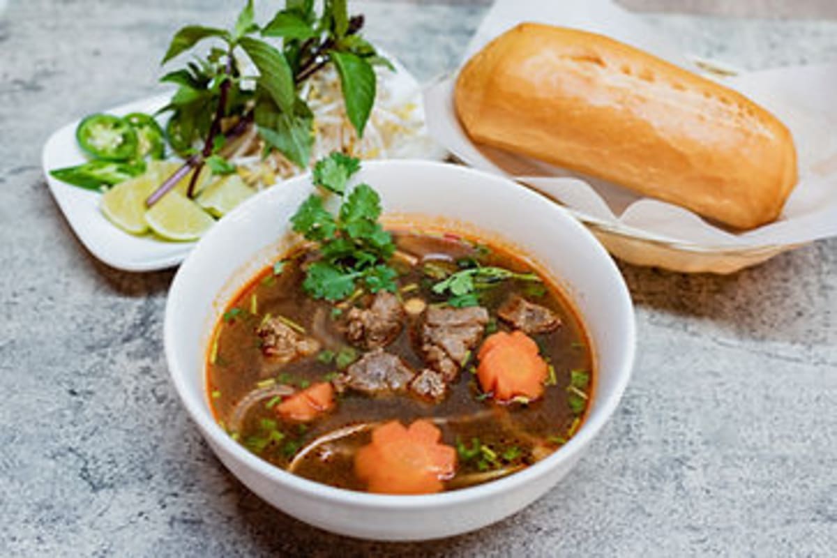 Pho Vi-Vi Beamer Delivery Menu | Order Online | 12031 Beamer Road ...