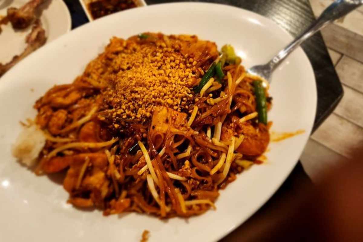 Bangkok Cabin Thai Street Food - Hiram, GA Restaurant | Menu + Delivery ...
