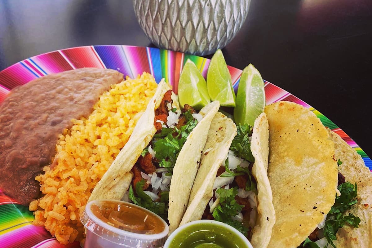 Las Tarascas Taqueria Delivery Menu | Order Online | 2200 W Clarendon ...