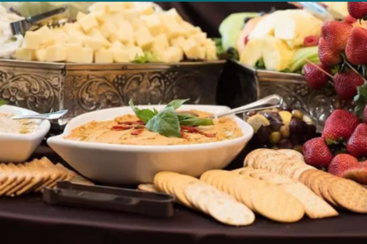 Neomonde Mediterranean Morrisville - Morrisville, NC Restaurant | Menu ...