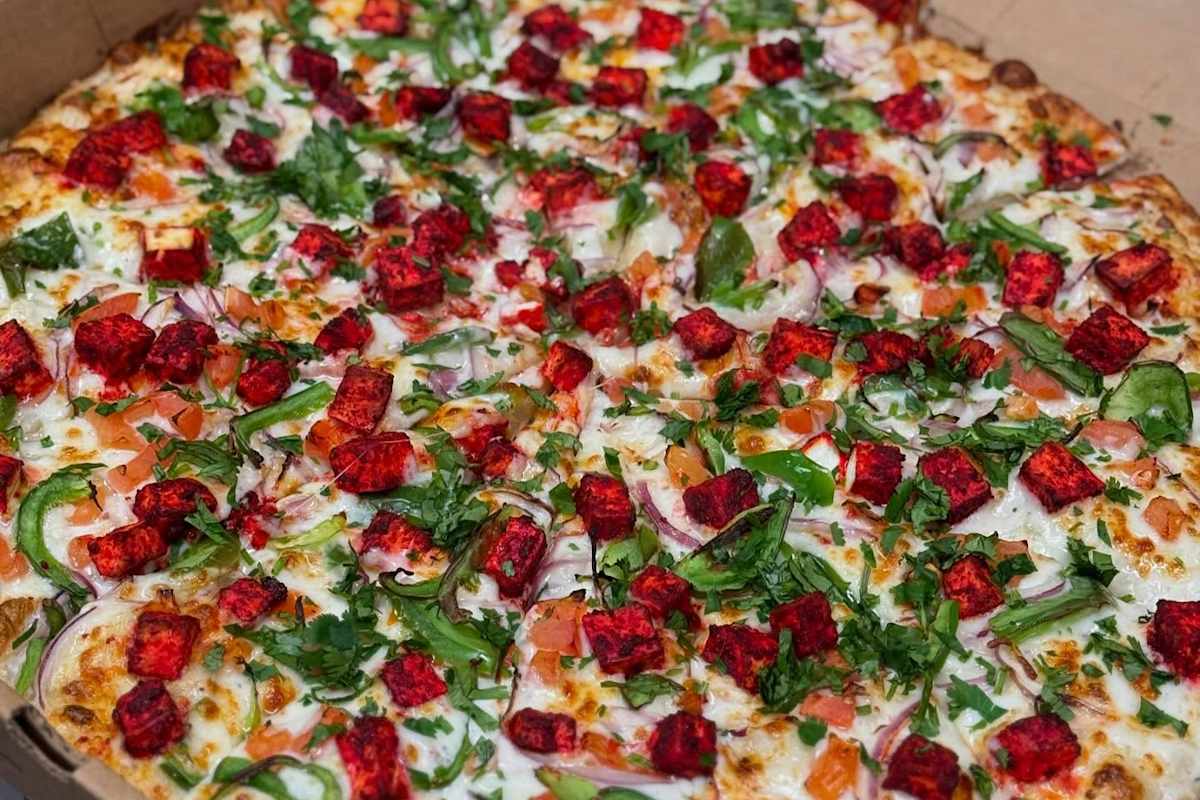 Mighty Munch Mtn Curry Pizza Delivery Menu | Order Online | 301 Ne ...