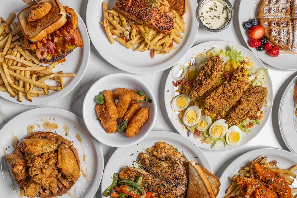 Crook Kitchen at The Dive on 75 Delivery Menu | Order Online | 215 N ...