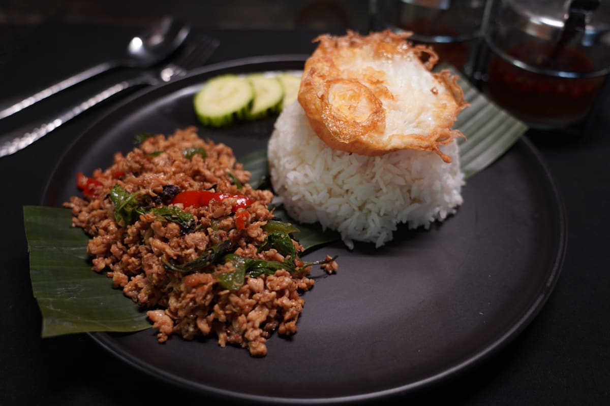 Rice Thai Dining Delivery Menu | Order Online | 40 N Potomac St ...