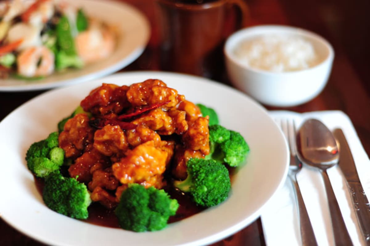 Foolee's Carryout Restaurant Delivery Menu | Order Online | 9524 Crain ...