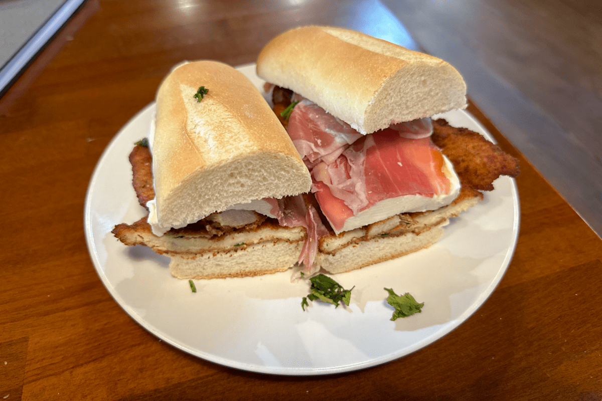 Vinnie's Mootz Delivery Menu | Order Online | 356 Valley Brook Ave ...