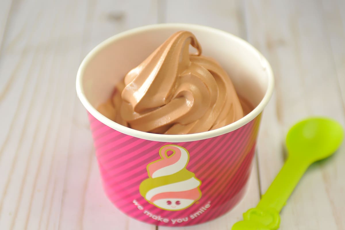 Menchie's Frozen Yogurt - Woodstock, GA Restaurant | Menu + Delivery ...