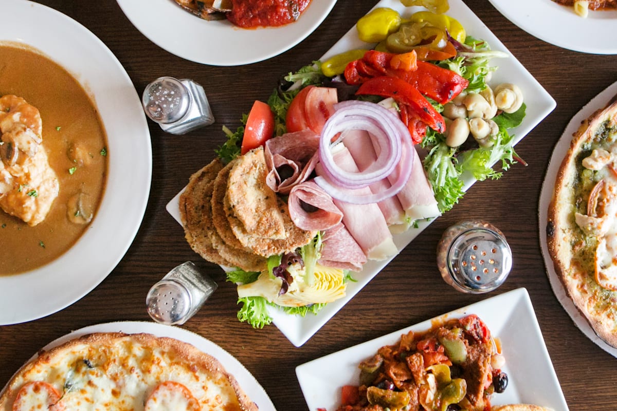 Vito’s Restaurant & Pizzaria Delivery Menu | Order Online | 673 Silas ...