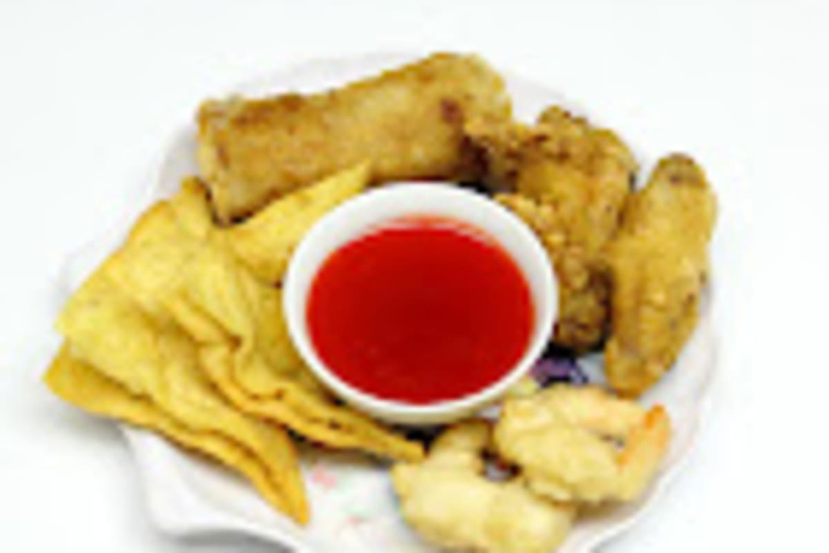 Vina Restaurant Delivery Menu | Order Online | 756 Cleveland Ave S, St ...