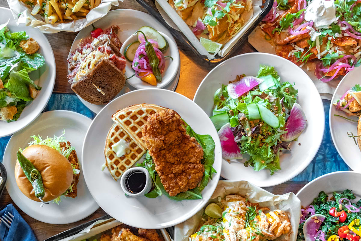Pub 70 Delivery Menu | Order Online | 2801 Alaskan Way Seattle | Grubhub