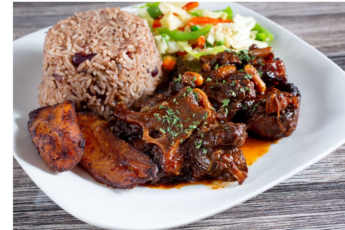 Pat's Kitchen - Poughkeepsie, NY Restaurant | Menu + Delivery | Seamless