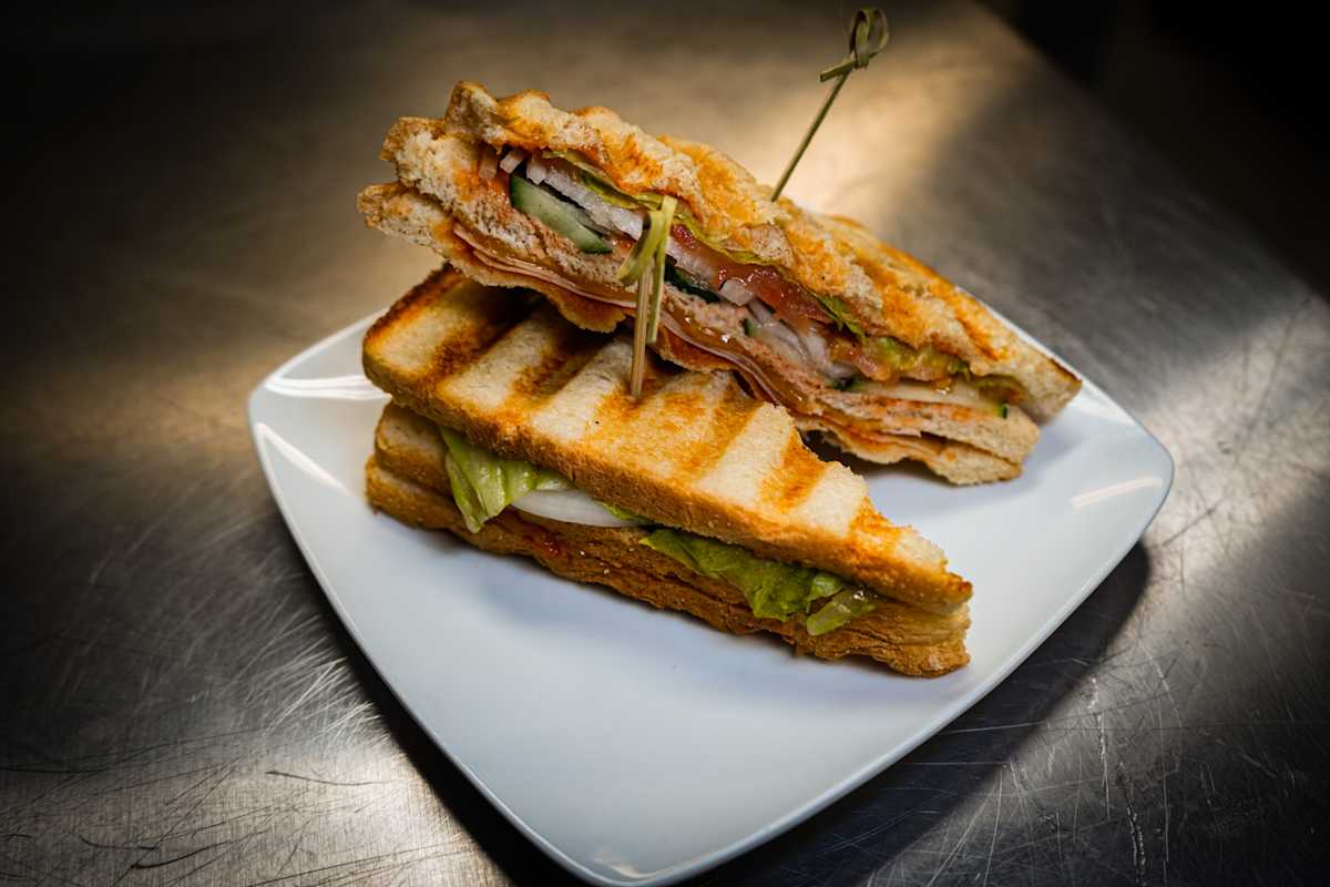 SPICIES & SLICES I PIZZA WINGS Delivery Menu | Order Online | 6002 ...