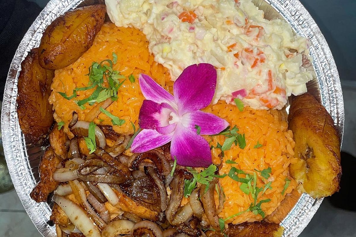 Sazon Stizzy LLC - Bronx, NY Restaurant | Menu + Delivery | Seamless