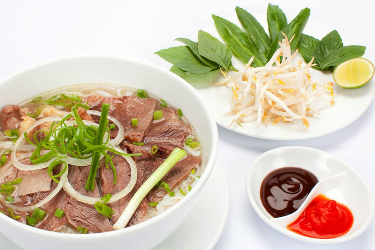 Wat Da Pho Delivery Menu | Order Online | 3464 Pentagon Blvd Dayton ...