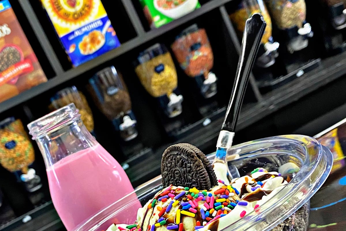 Munchiez Delivery Menu | Order Online | 1803 W 95th St Chicago | Grubhub