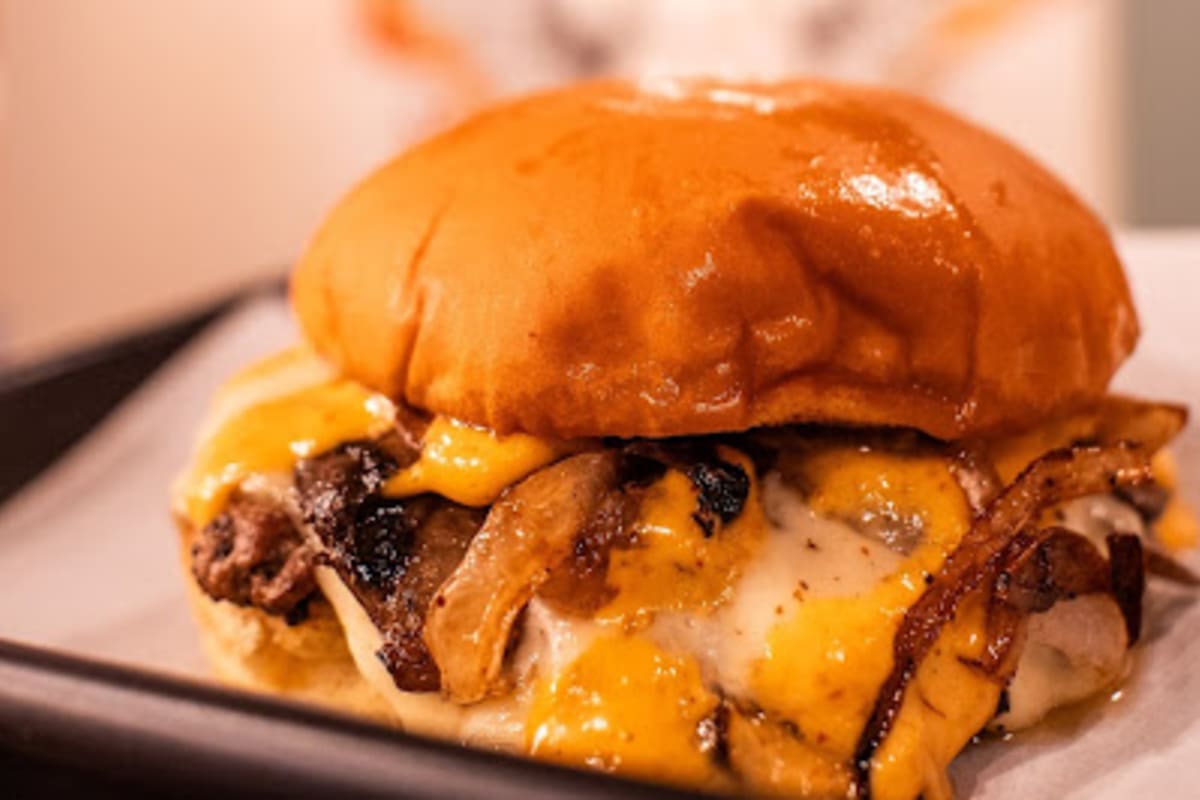 Flamin Feathers - Union, NJ Restaurant | Menu + Delivery | Seamless
