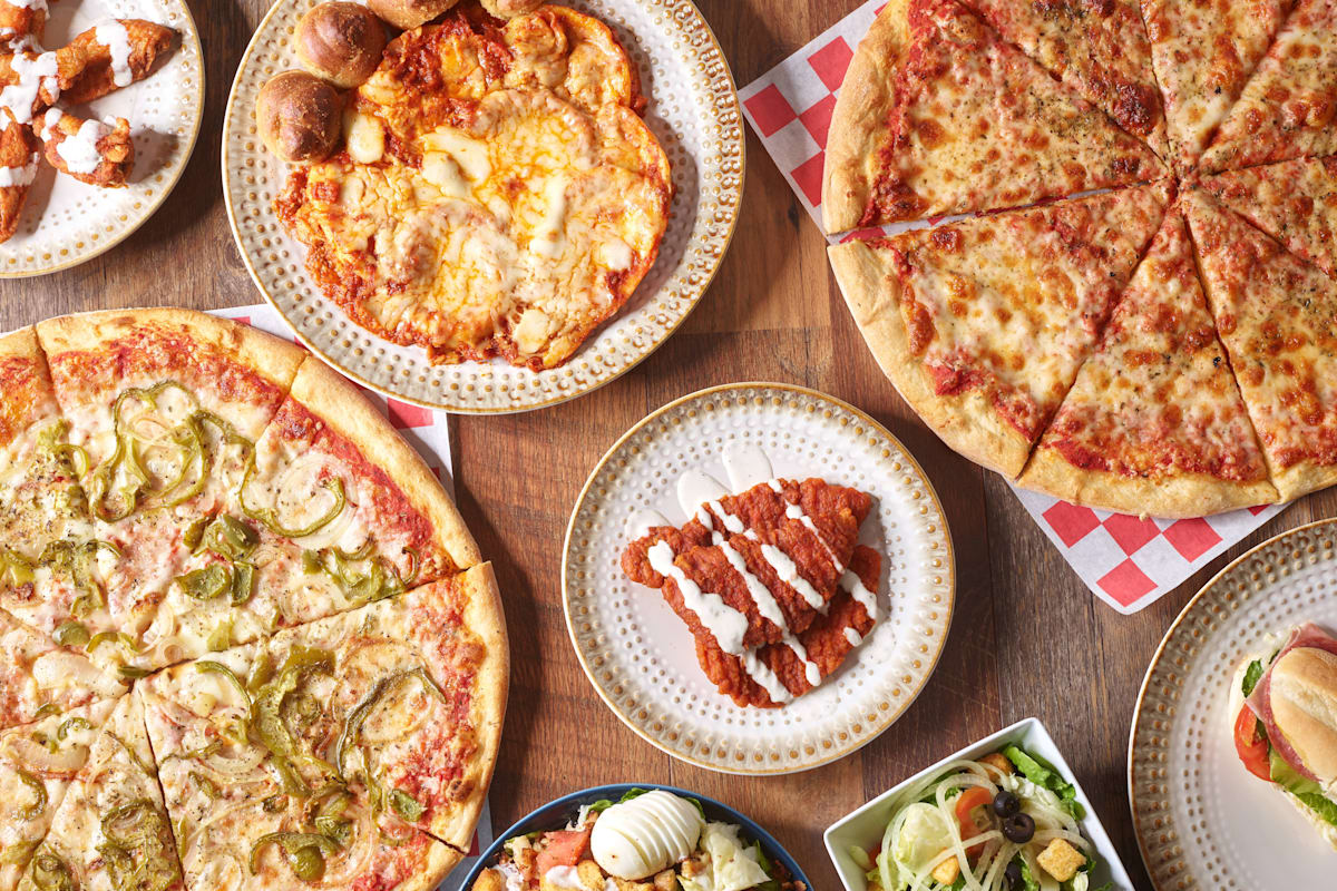 Lefty's Pizza Delivery Menu | Order Online | 780 E Pyle Ave Las Vegas ...