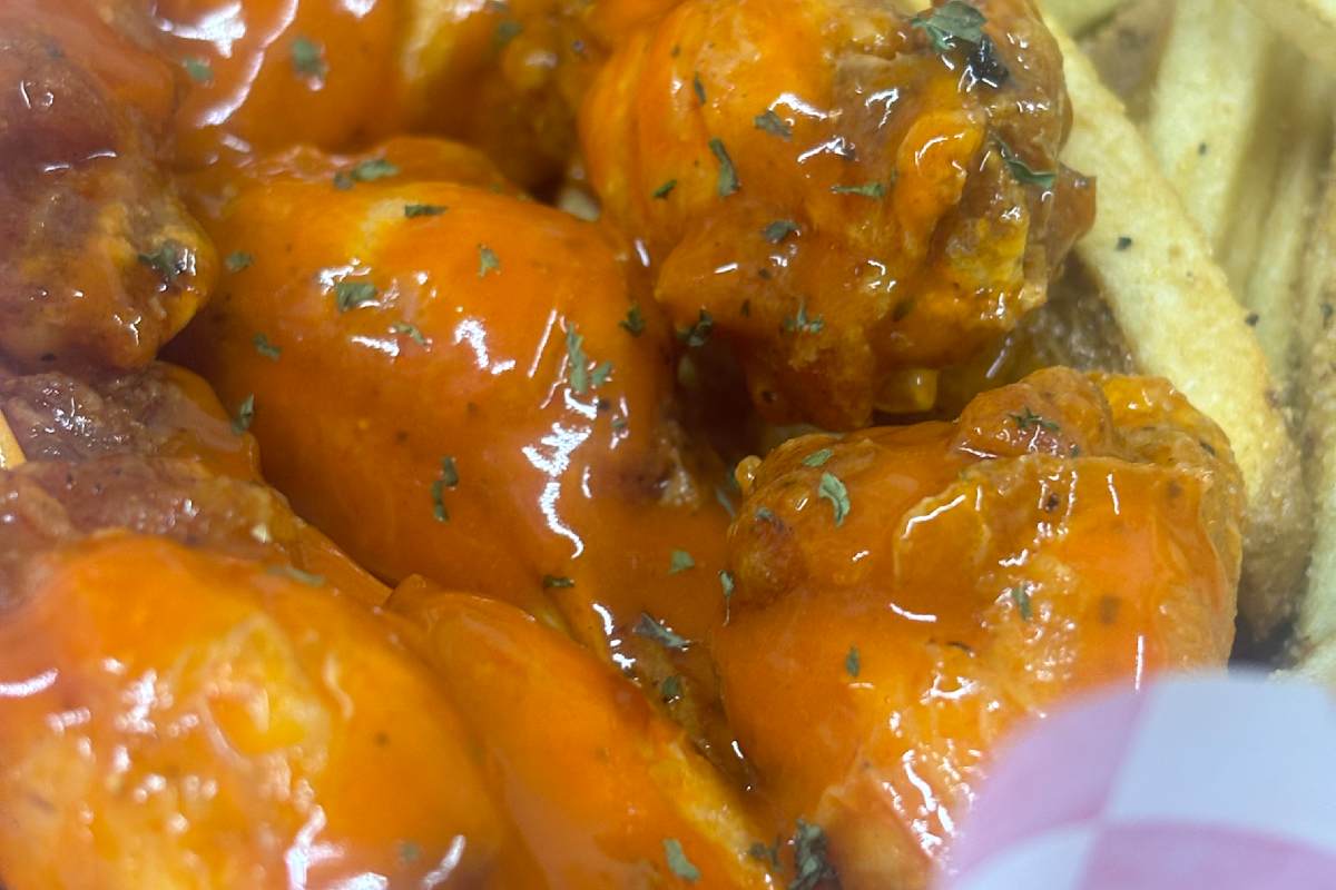 Wings Spot and Grannies Soul Food - Dallas, TX Restaurant | Menu ...