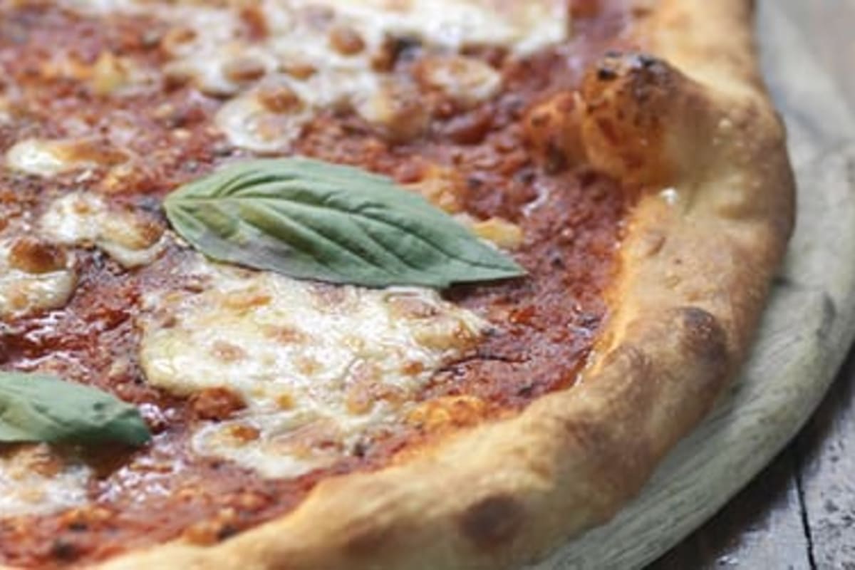 Friendly Pizza & Restaurant Delivery Menu | Order Online | 321 Norwich ...