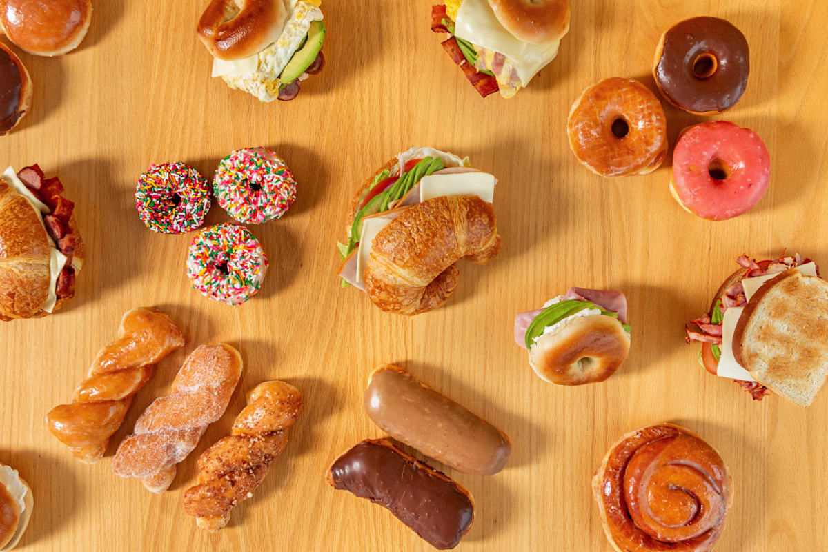 Royal Donuts Delivery Menu | Order Online | 22814 Victory Blvd Los ...