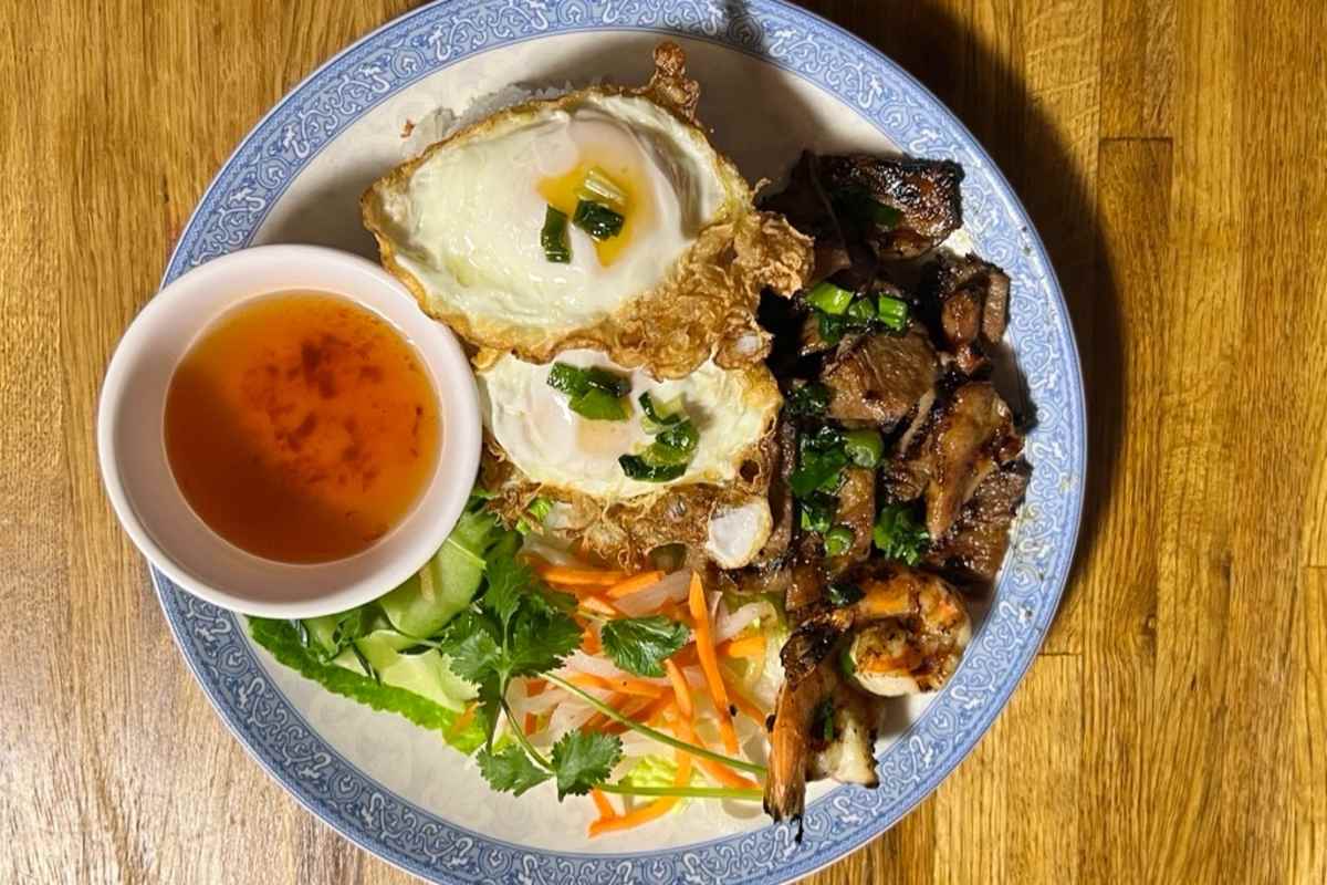 Short Round Delivery Menu | Order Online | 3962 SE Hawthorne Blvd ...