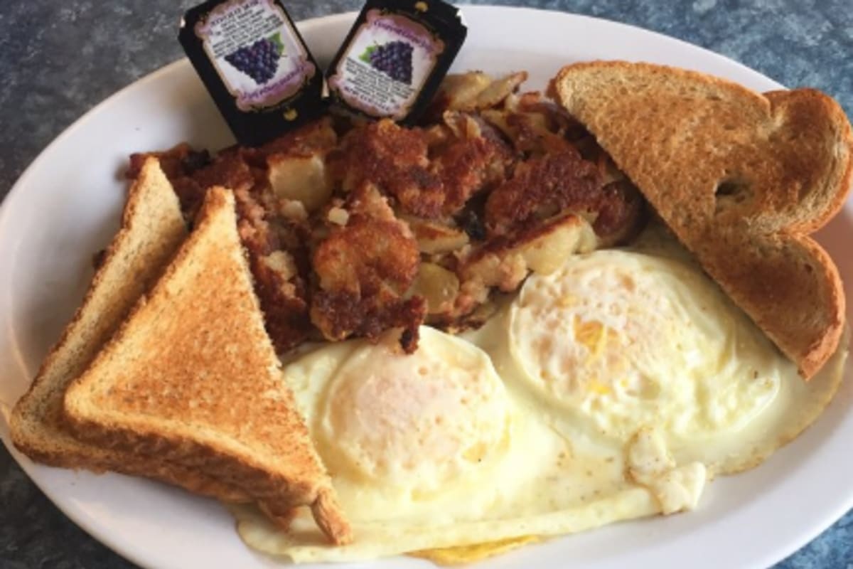 Golden Donuts Diner Delivery Menu | Order Online | 1928 Lockbourne Rd ...