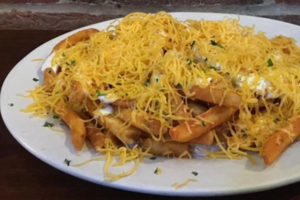 Chatham Tap Mass Ave. Delivery Menu | Order Online | 719 Massachusetts ...