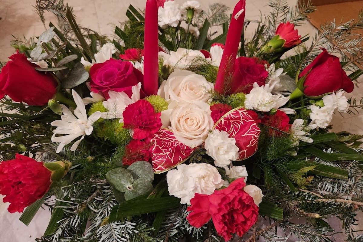 Lilis Flower Shop Delivery Menu | Order Online | 22 E Kingsbridge Rd ...