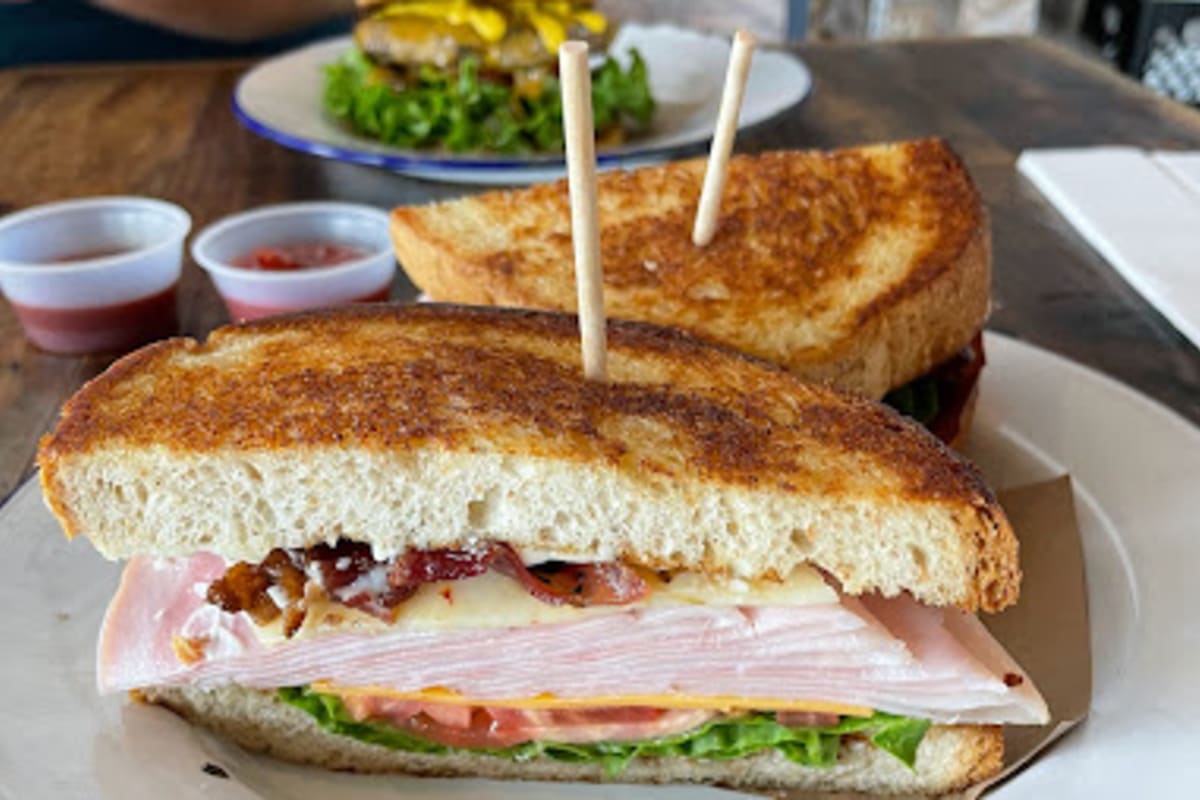 Haystack Burgers and Barley - Dallas, TX Restaurant | Menu + Delivery ...