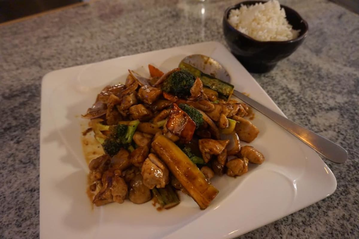 Star Garden Chinese Cuisine Delivery Menu | Order Online | 899 French ...