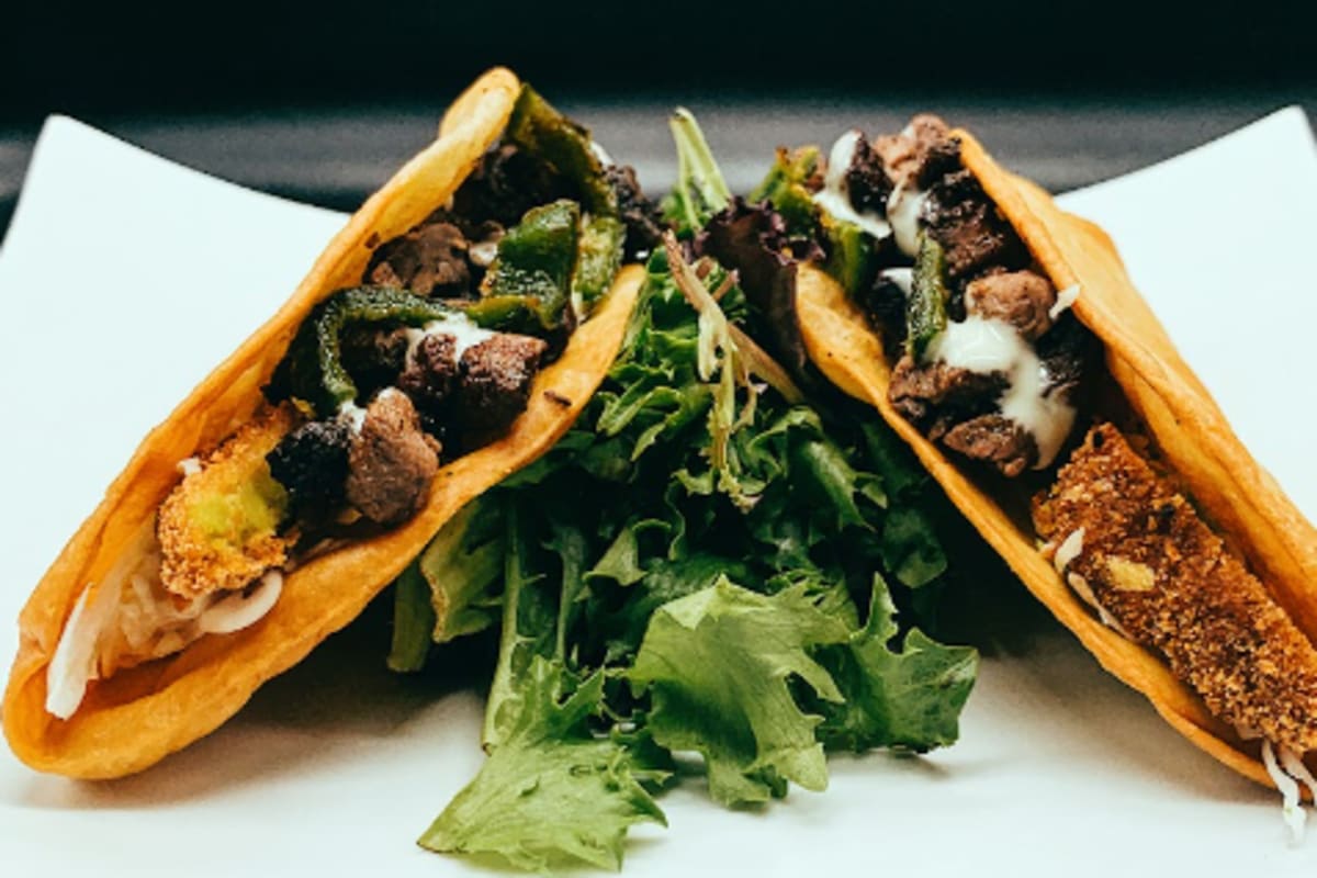 Boca Luna Luxe Lounge - Boca Raton, FL Restaurant | Menu + Delivery ...