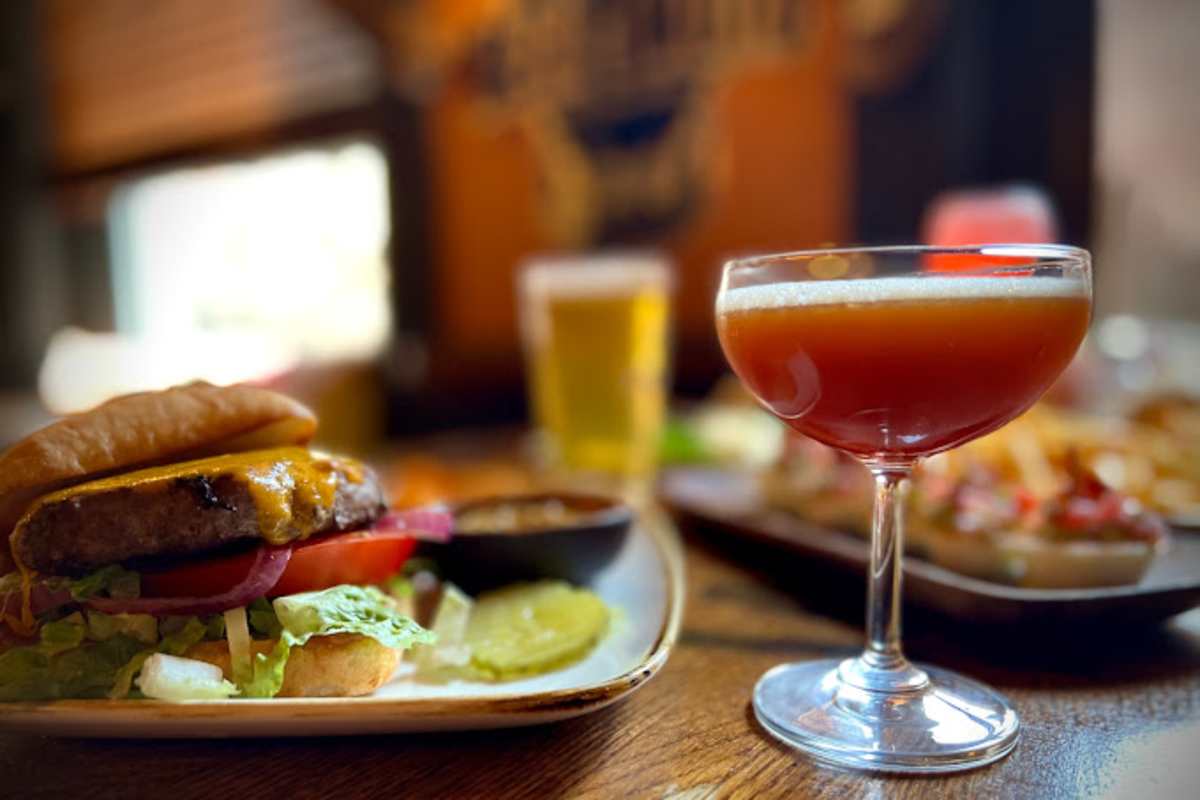 Che Delivery Menu | Order Online | 2038 Madison Road Cincinnati | Grubhub