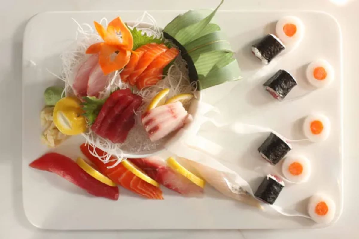 Azuki Sushi - New York, NY Restaurant | Menu + Delivery | Seamless