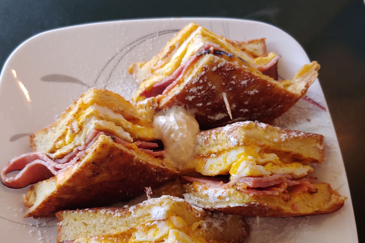 Garrett's Old Fashioned Restaurant Delivery Menu | Order Online | 2001 ...