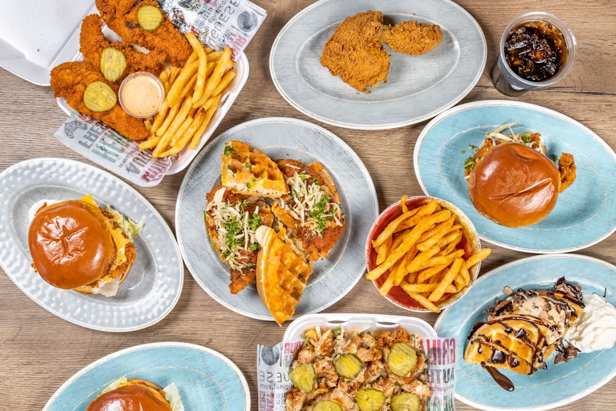 Sal's Nashville Hot Chicken - Plano, TX Restaurant | Menu + Delivery ...