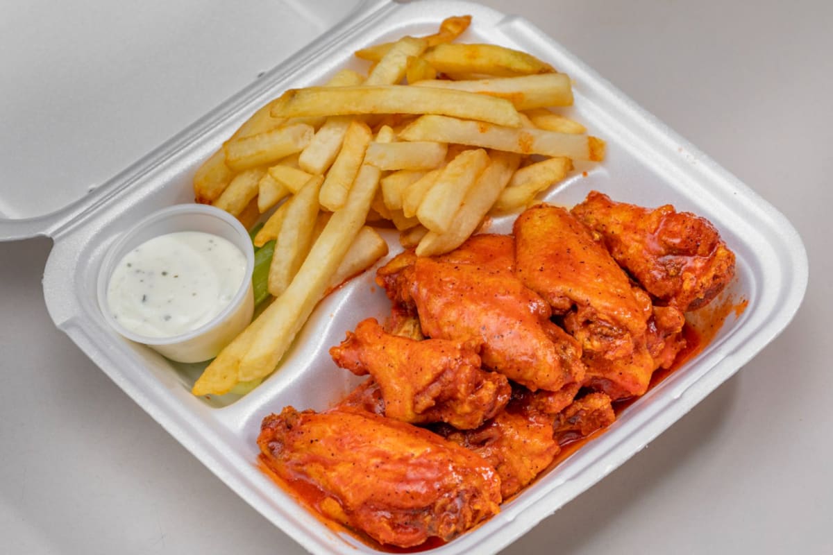 HoodFellas Mobile Kitchen Delivery Menu | Order Online | 1 N Haven St ...